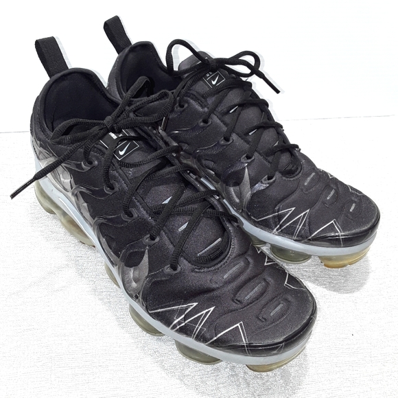 Nike | Shoes | Nike Air Vapormax Plus Shark La Requin Gray Black 5 ...